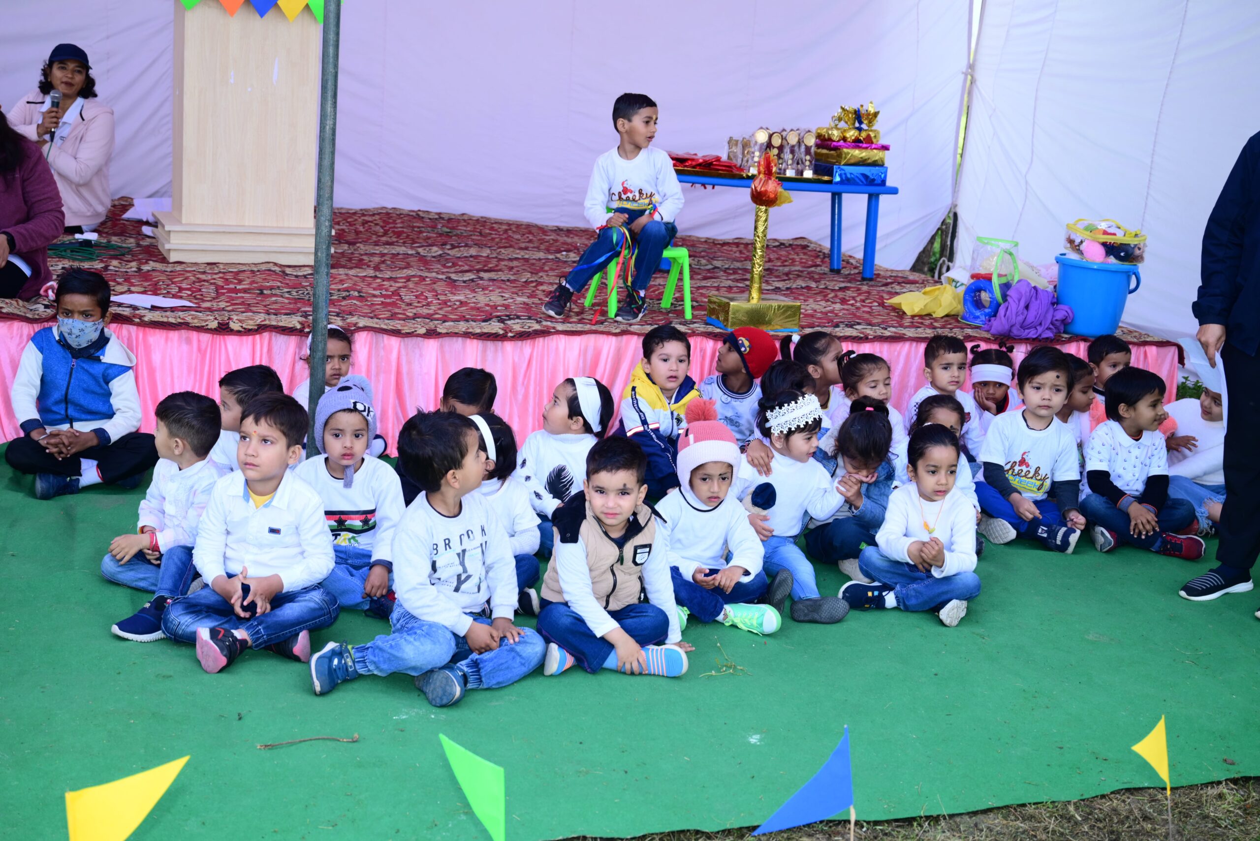 Home - Monal International School